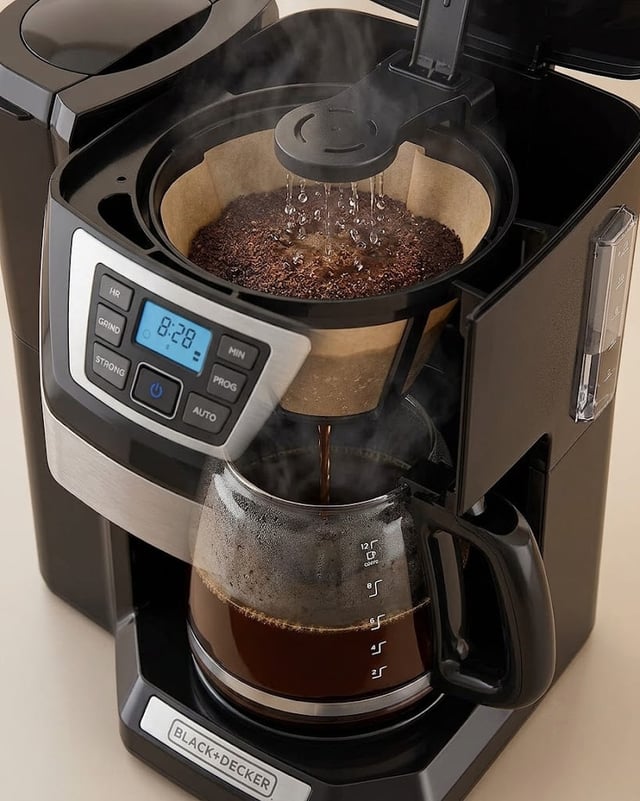 BLACK+DECKER Coffee Maker Review: Budget Drip Brewer Tested 2026 | The ...
